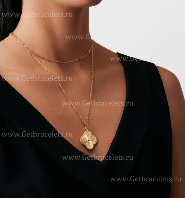 Réplique Van Cleef Arpels Magic Alhambra Long Collier 1 Motif Or Jaune ...